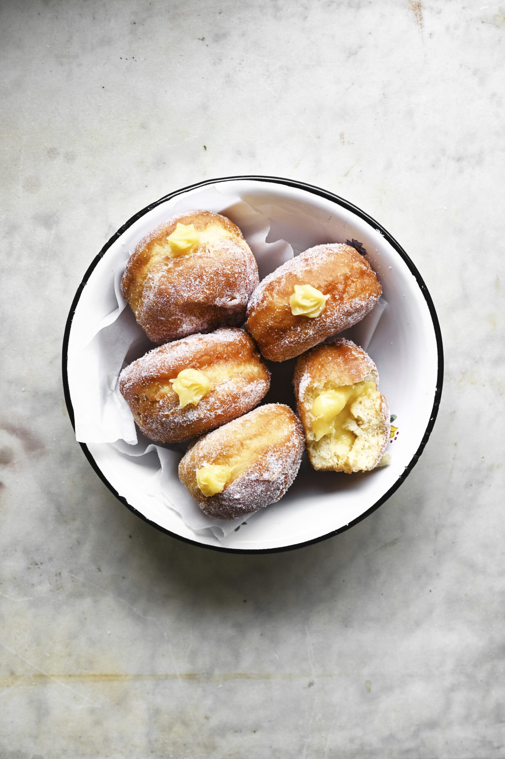 Beignets au lemon curd - Recette - Maximag.fr