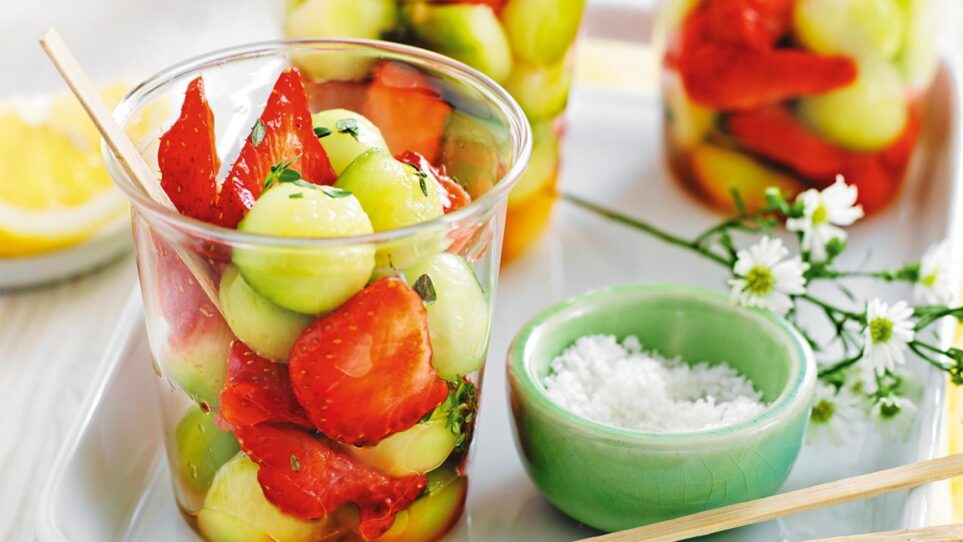 Salade fraises-concombre - Recette - Maximag.fr